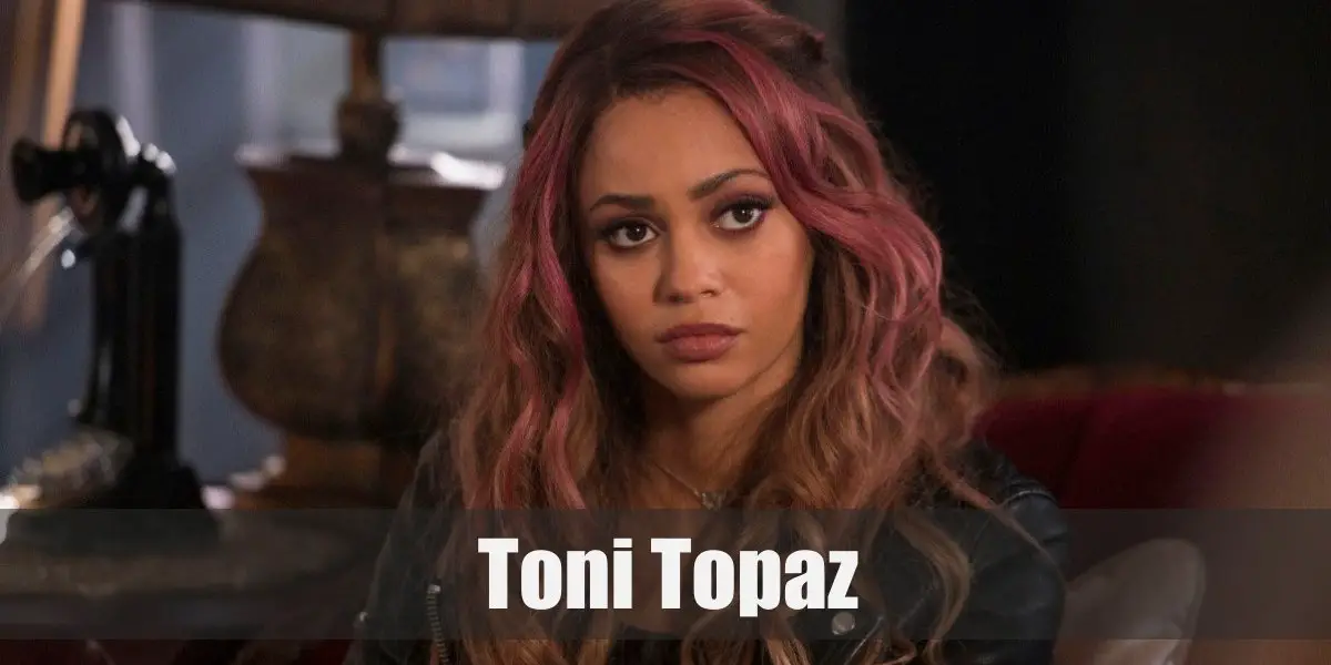 Toni Topaz Costume for Halloween